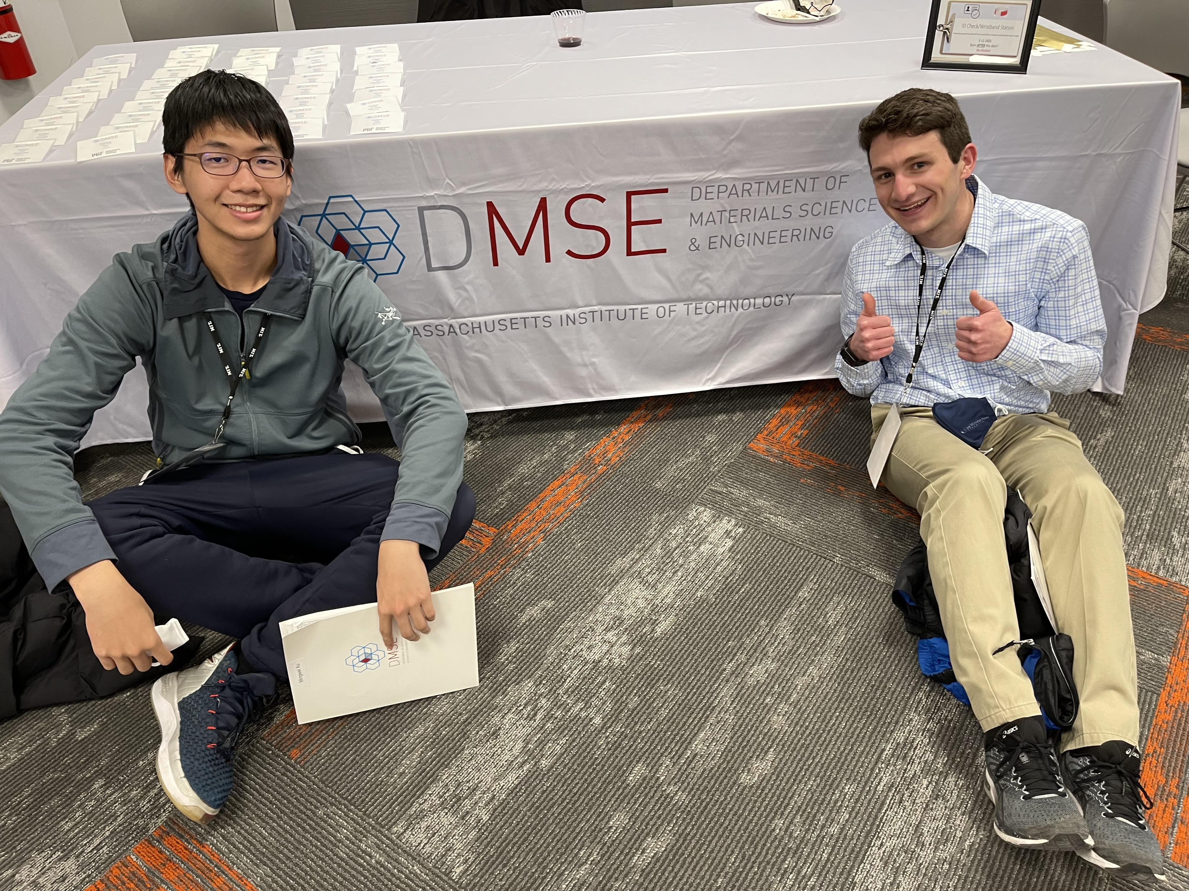 Mingwei Xu receives CAA Wallace Prize | Case School of Engineering ...